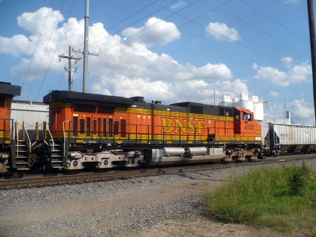 BNSF 4100